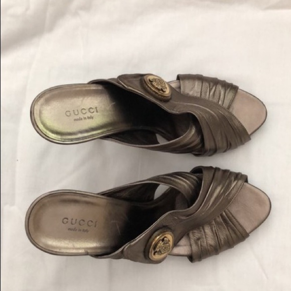 Gucci Metallic Bronze With Gold Logo Heels - Gem